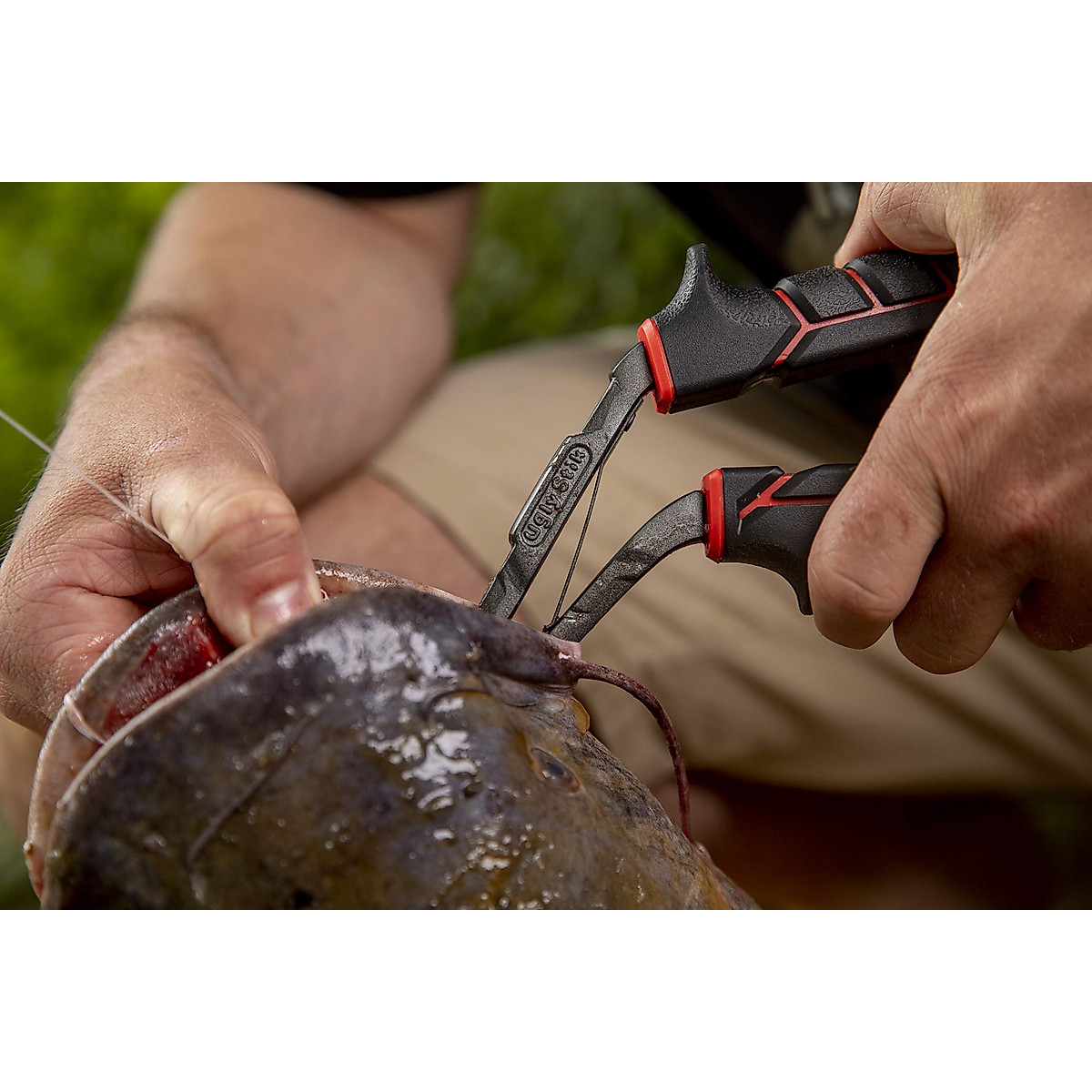 Ugly Stik Tools 90° Fishing Pliers, Black (USTOOL90PLIERS)