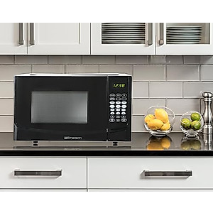 Emerson MW9255B Countertop Microwave Oven, 6 Pre-Programmed Settings, Removable Glass Turntable and Child Safety Lock, 0.9 Cu ft, 900W, Black