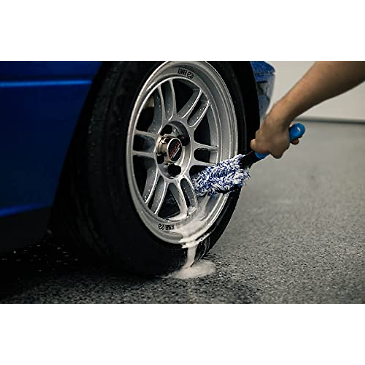 Barrel Blade - Microfiber Wheel Brush - Flat Head, Removable Cover, Firm and Bendable