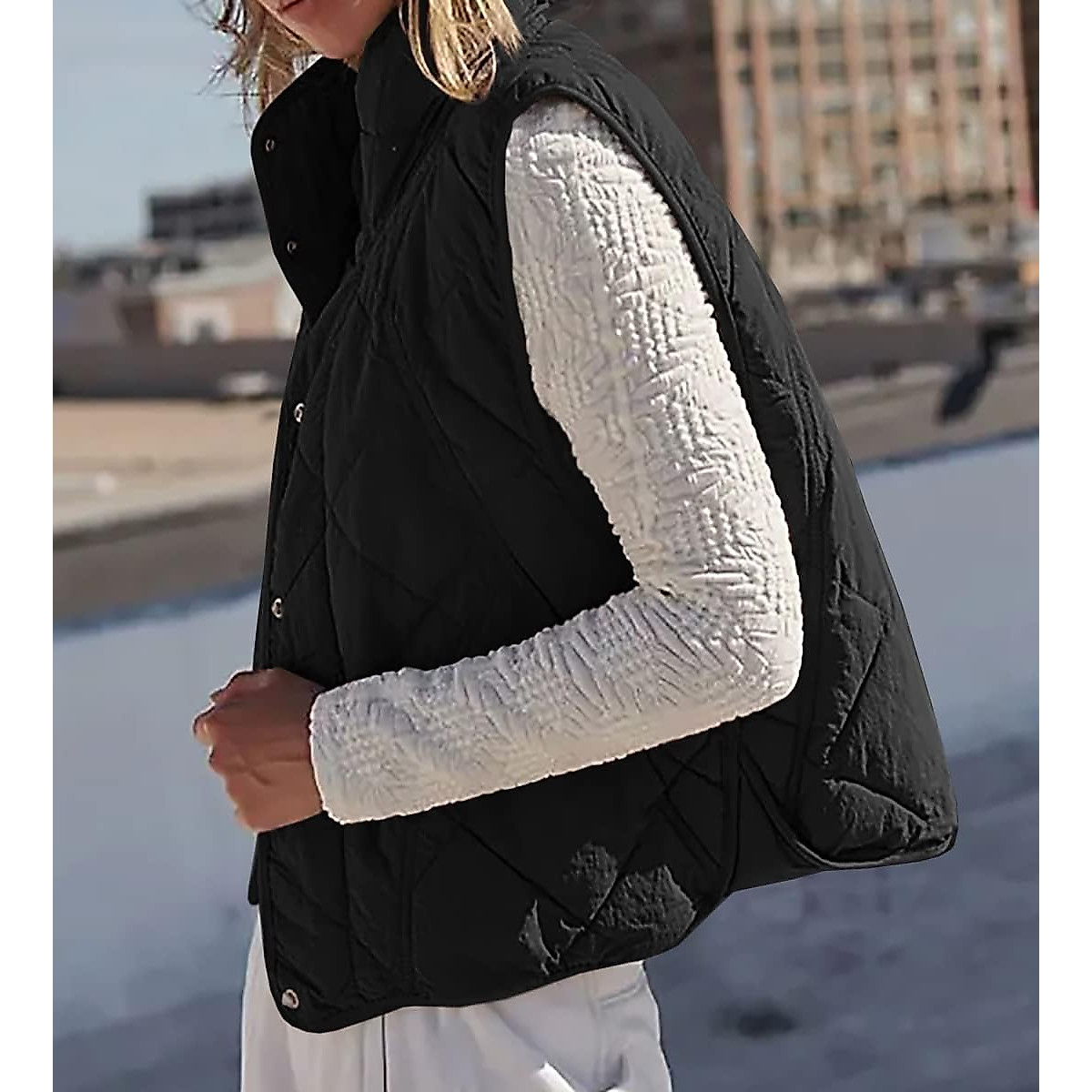 Veatzaer Womens Oversized Puffer Vest Cropped Quilted Stand Collar Lightweight Jacket Sleeveless Button Down Tops