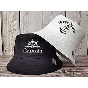 Enodtter Captain First Mate Bucket Hats for Couples, Embroidered Mr Mrs Bride Groom Hats, Embroidery Travel Hats, Newlywed Honeymoon Wedding Gift