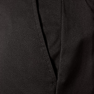 Amazon Essentials Men's Classic-Fit Stretch Golf Pant (Available in Big & Tall), Black, 38W x 32L