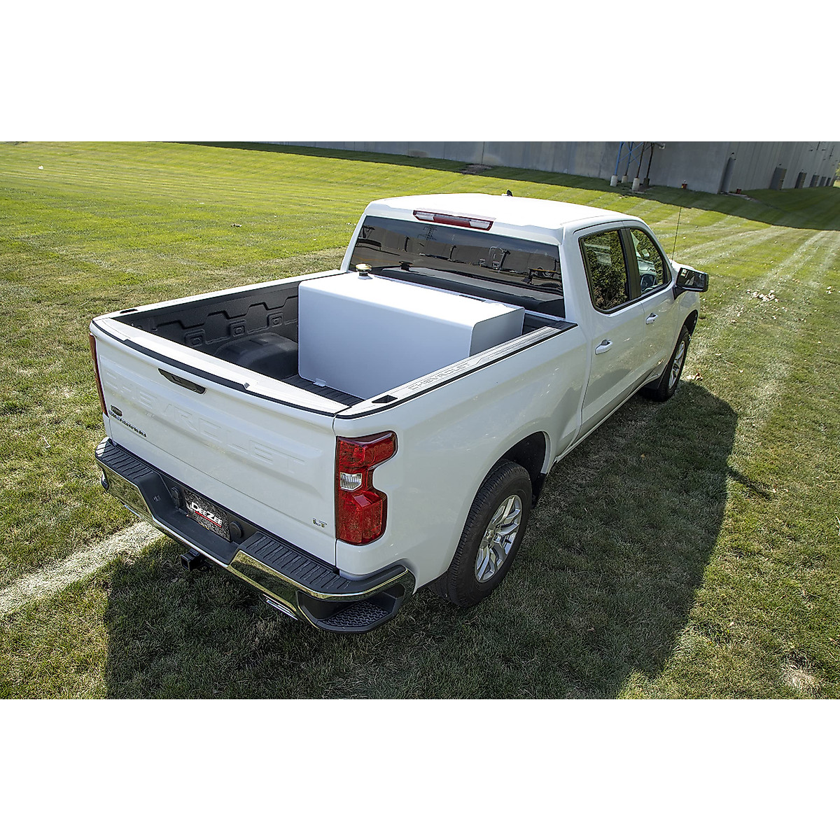 Dee Zee DZ91753S (106 gallon) Rectangle Transfer Tank - White Steel