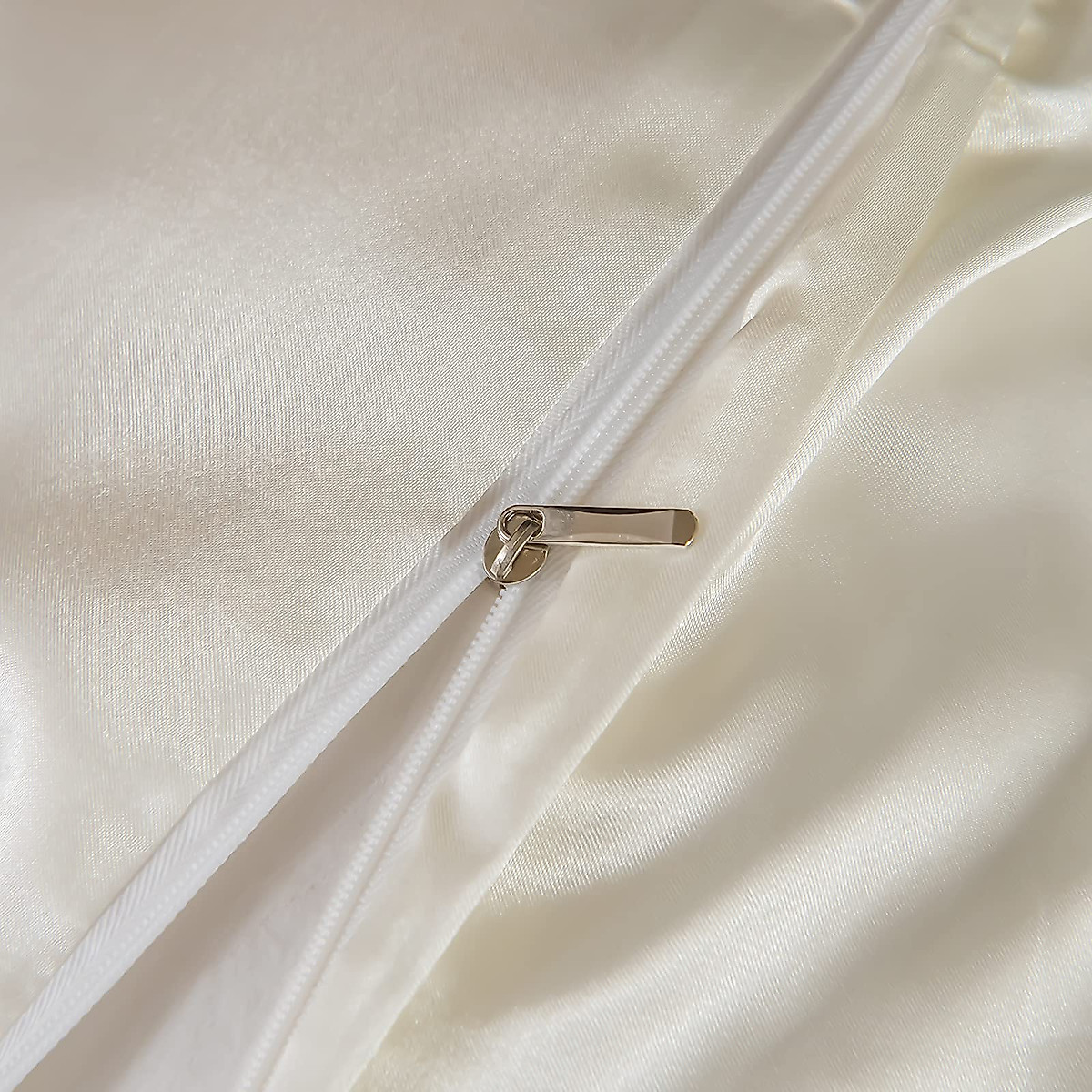 White Bedding White Silky Satin Duvet Cover Sets Silver White Silk Like Satin Design Shabby Chic Boho Bedding Sets King 1 Duvet Cover 2 Pillow Shams (King, White)