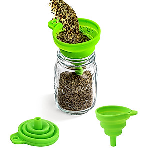 Coloch 30 Pack 4 Oz Glass Mason Spice Jar with Metal Cap, Empty Spice Bottle Round Seasoning Container with Collapsible Funnel for Herbs & Spices, Jelly, Seasoning Powder, DIY & Crafts Storing