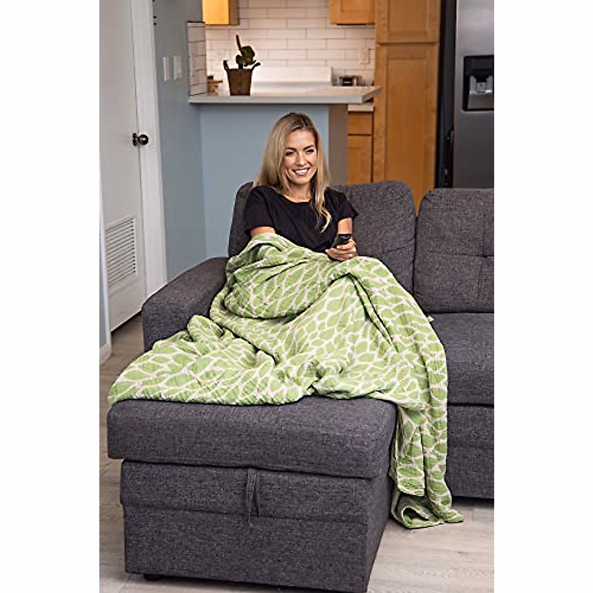 InfuseZen Turkish Blanket with Raindrop Print – Muslin Weave Reversible Throw Blanket – 100% Cotton - Breathable, Thin and Lightweight Gauze Throw Blanket – Large 92” x 65” (Olive/Beige)