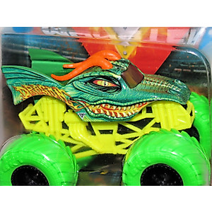 Monster Jam 2020 Spin Master 1:64 Diecast Monster Truck with Wristband: Nitro Neon Dragon