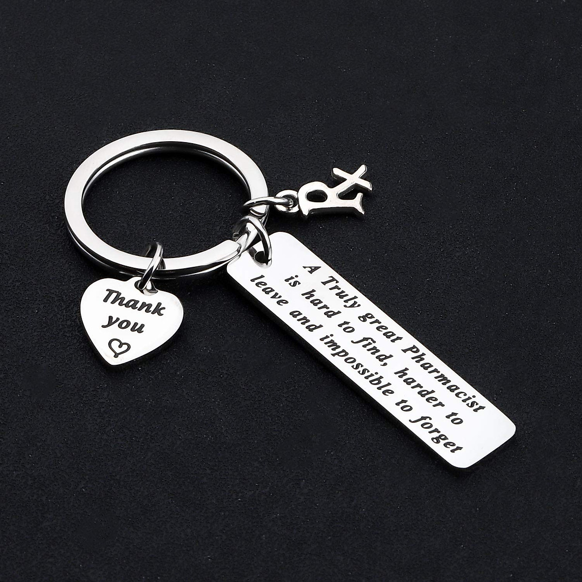 MAOFAED Pharmacist Keychain A Truly Great Pharmacist is Hard to Find Keychin Pharmacist Appreciation Gift Pharmacist Retirement Gift (truly great pharmacist)