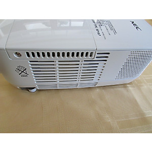 NEC NP510 3000 Lumens XGA LCD Projector