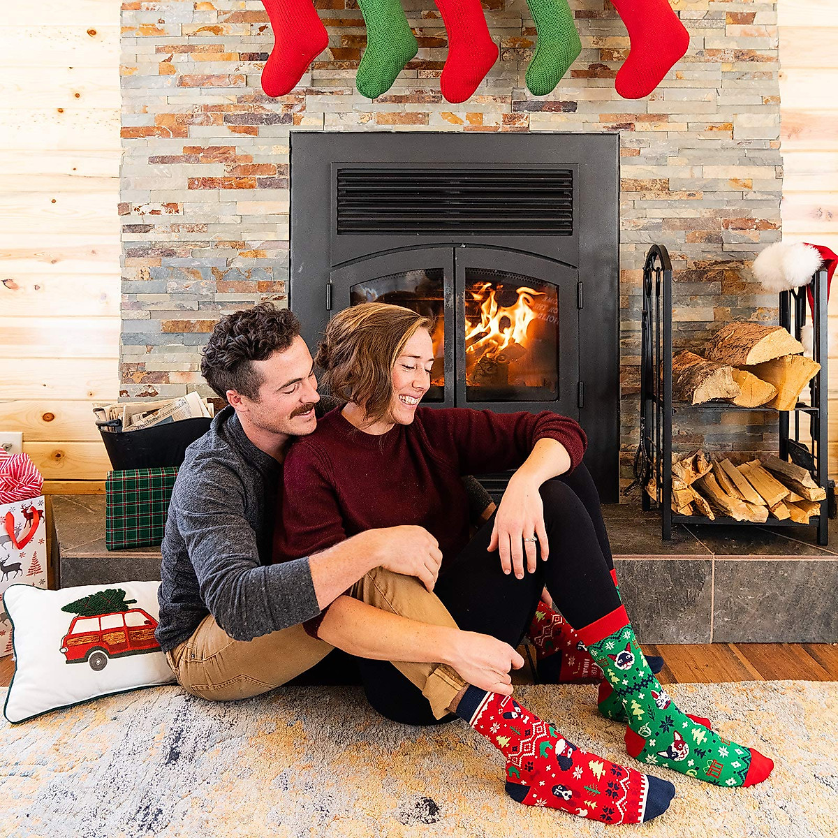 Lavley Funny Holiday Socks For Adults and Teens (Gifts For Christmas, Thanksgiving, Valentine's Day, Halloween) (US, Alpha, One Size, Regular, Regular, Xmas Cat)