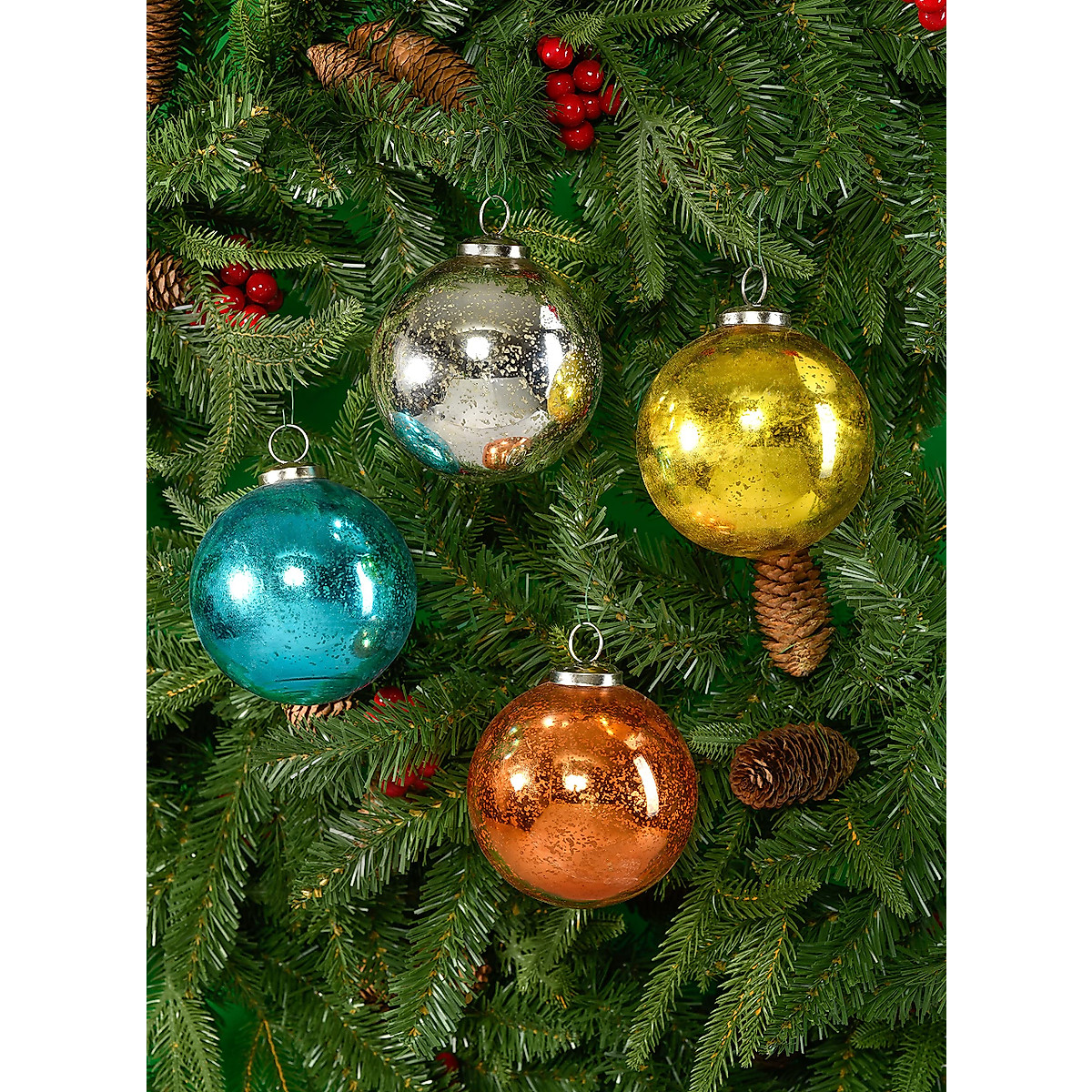 Serene Spaces Living Set of 4 Antique Silver Mercury Glass Balls, Ornaments for Holiday Décor, Measures 4" Diameter