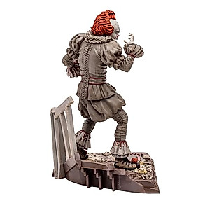 McFarlane Toys - WB 100: Pennywise (It Chapter Two) Movie Maniacs 6in Posed Figure
