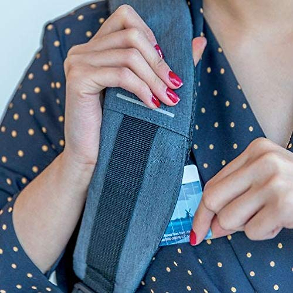 XDDesign Bobby Compact Print Anti-Theft Laptop USB Backpack Camouflage Blue