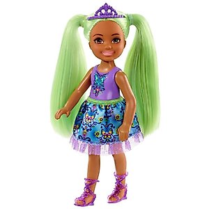 Barbie Dreamtopia Chelsea Sprite Doll, 7-inch, with Green Hair Wearing Fashion and Accessories, Multi (GJJ95)