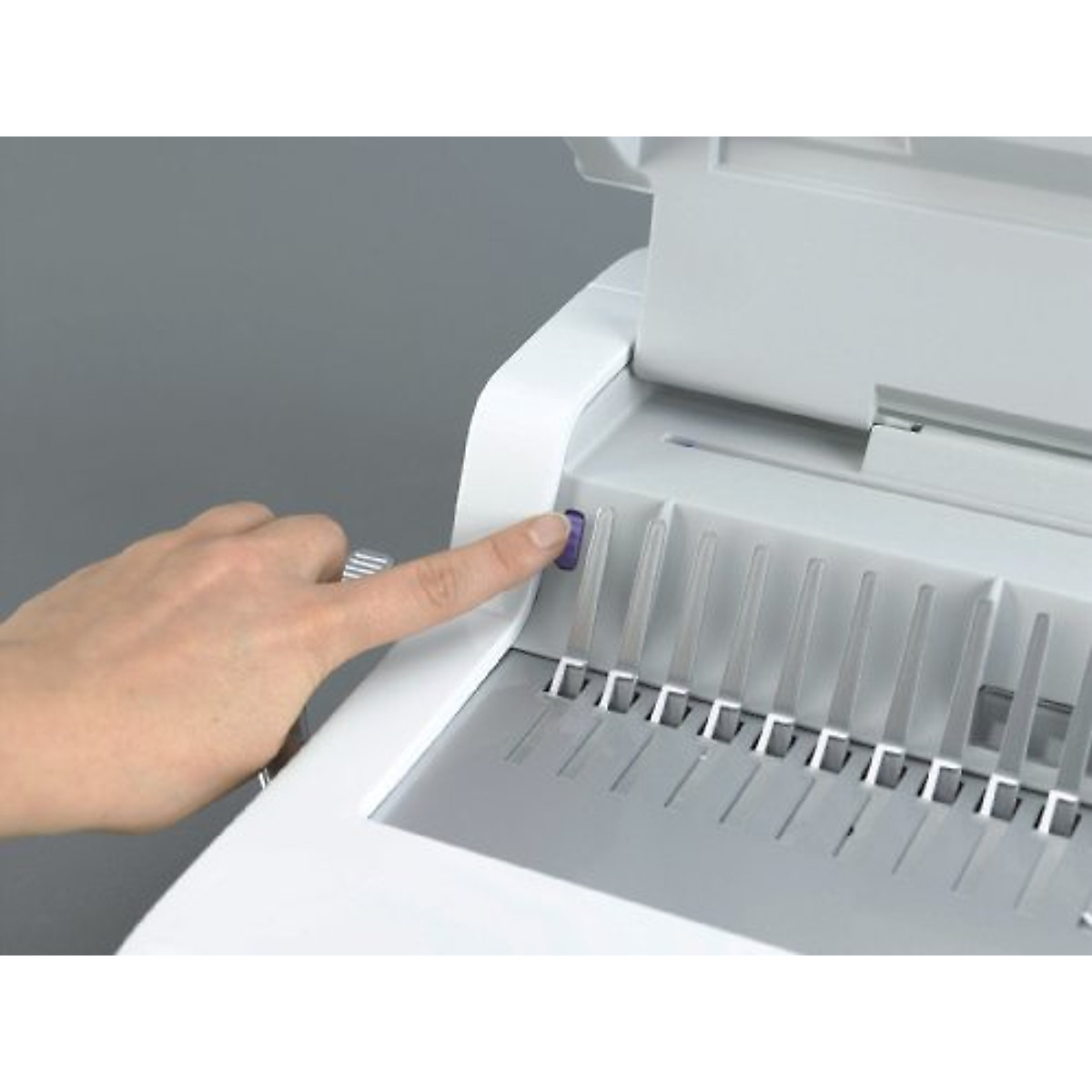 FELLOWES PULSAR-E ELECTRIC COMB BINDER