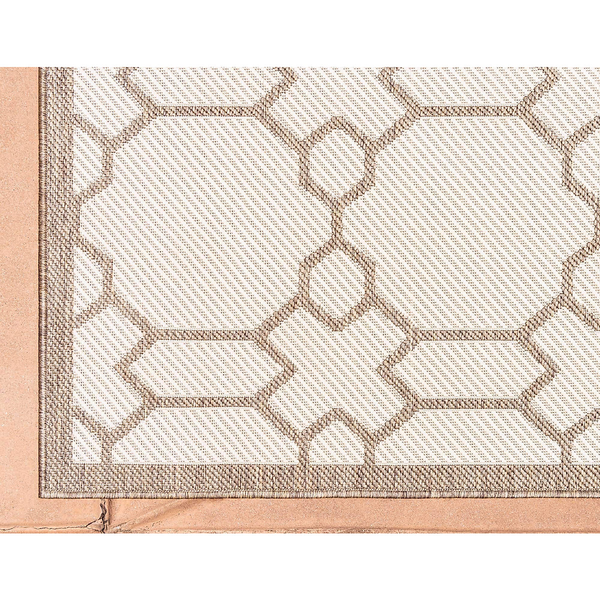 Unique Loom Outdoor Trellis Collection Area Rug - Geometric (6' 1" x 9' Rectangle, Beige/ Brown)