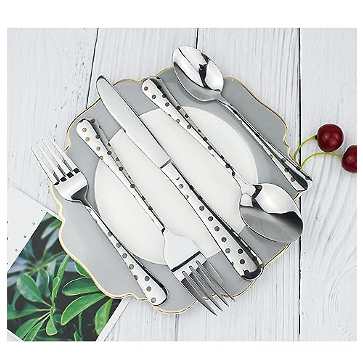 Silverware Set Flatware 20-Piece for 4 Retro Geometric Stainless Steel Unique Pattern Design Tableware Cutlery Set with Storage Box Kitchen Utensils Spoon and Fork Set Hand Wash Recommended