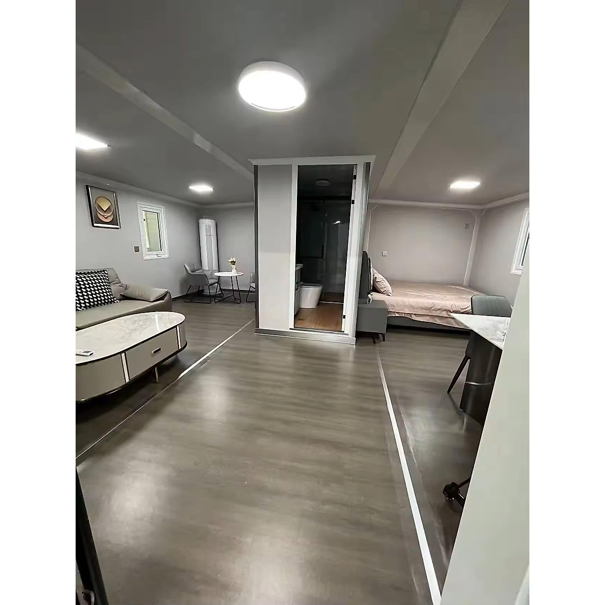 Heat Insulated Cheap 3 Bedroom Luxury 20ft Movable Foldable Expandable, Prefab Container House Foldable Villa