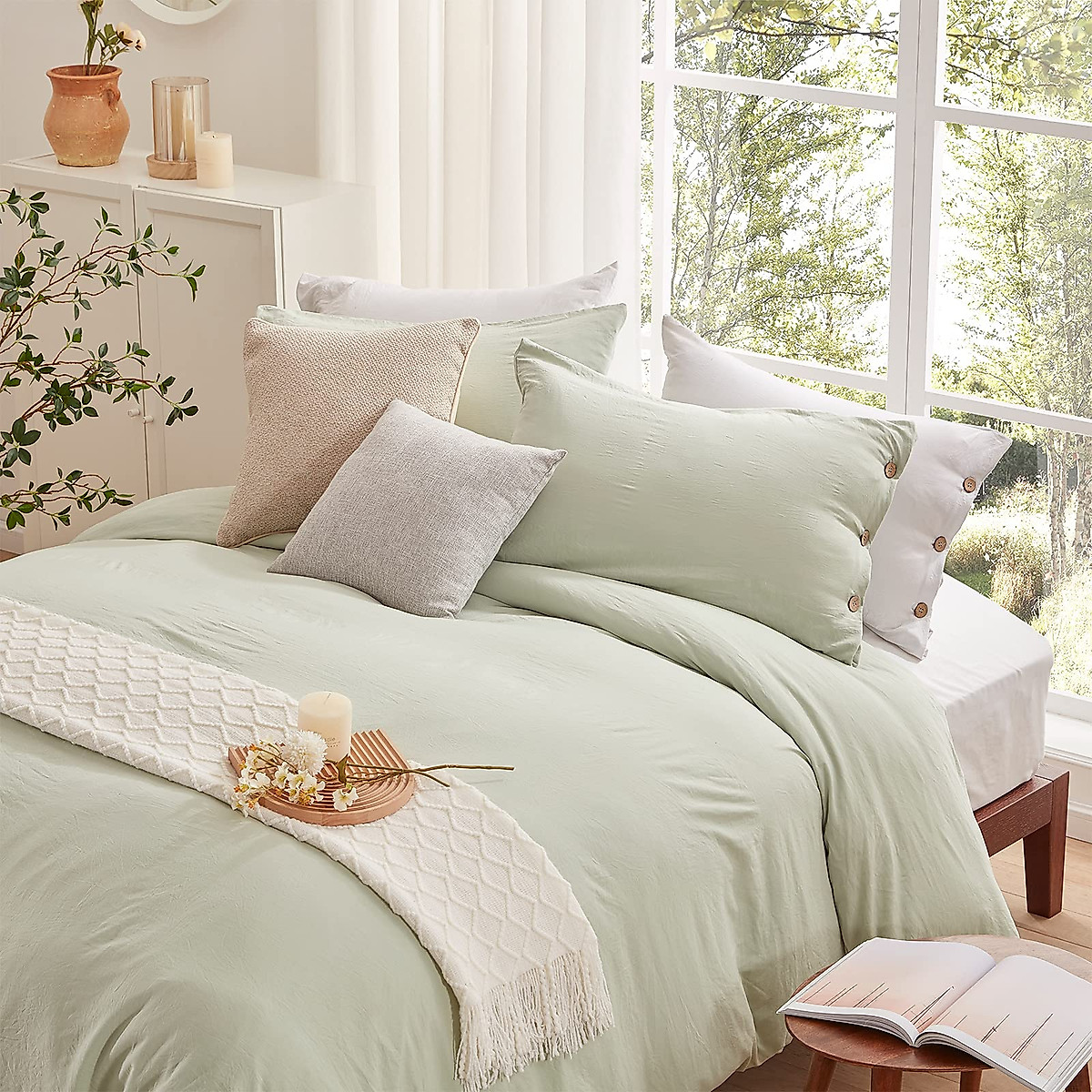 NexHome Sage Green Duvet Cover Sets Queen Size 3 Piece Double Brushed Microfiber Queen Duvet Cover with Button Closure & Corner Tie 1 Breathable and Soft Duvet Cover 90x90 inches + 2 Pillow Shams