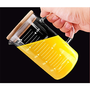 KINNOSE Graduated Beaker Mug with Handle and Durable Bamboo Lid Borosilicate Glass Multi-Function Food Grade Measuring Cup 500ml