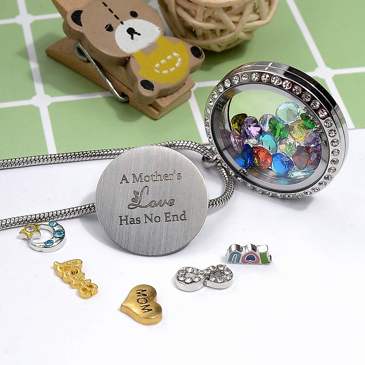 Veeshy A Mothers Love Has No End Floating Locket Necklace Pendant with Charms & 24PCS Birthstones, Mother's Day Birthday Xmas Gifts