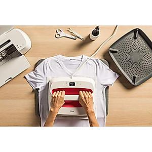 Cricut Women's T-Shirt Blank, V-Neck, Large Infusible Ink, White