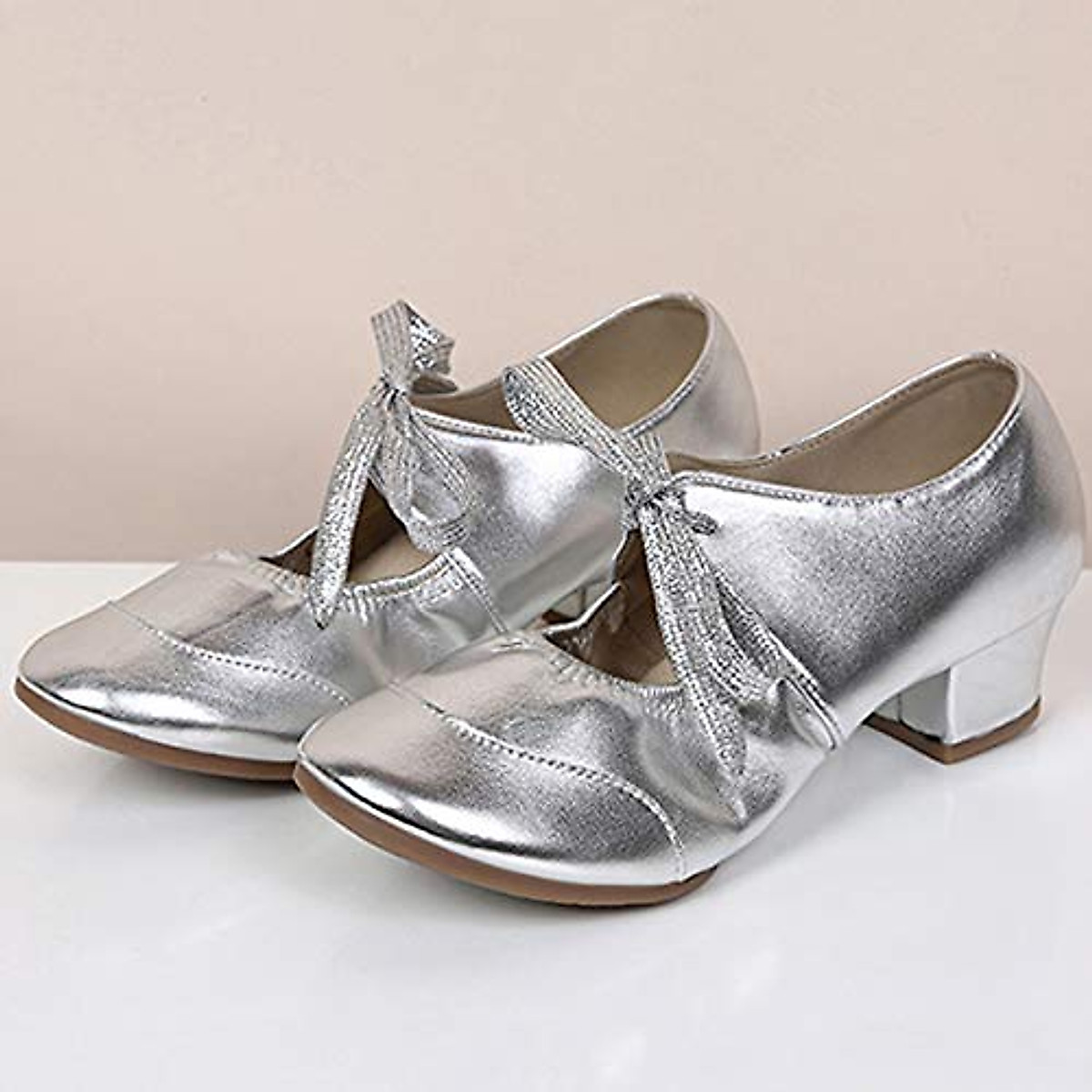 Women's Dance Shoes Fashion Shallow Soft Sole Shoes Modern Dance Latin Dance Square Low Top Shoes Silver