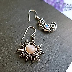 Boho Retro Opal Sun and Moon Dangle Earrings Vintage Silver Asymmetry Moon Star Sun Dangle Drop Earrings Black Moonstone Moon Hypoallergenic Earrings for Women Statement Jewelry (style A)
