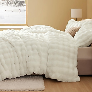 Bedsure Luxurious Faux Fur Duvet Cover King Size Set - Ultra Soft & Fluffy & Cozy & Warm - Elegant Shaggy Bubble Design Bedding with Duvet Cover and Pillow Shams, Coconut White