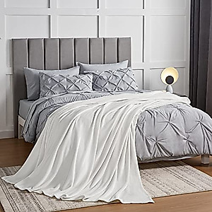 CozyLux Fleece Blanket Queen White 90" x 90" - 300GSM Super Soft Lightweight Microfiber Flannel Blankets for Travel Camping Chair and Sofa, Cozy Luxury Plush Fuzzy Bed Blankets