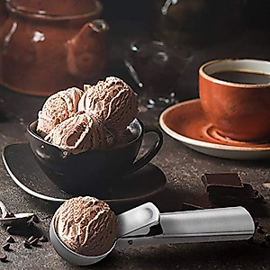 YasTant Premium Ice Cream Scoop with Trigger Ice Cream Scooper Stainless Steel, Heavy Duty Metal Icecream Scoop Spoon Dishwasher Safe, Perfect for Frozen Yogurt, Gelatos, Sundaes, Medium Silver