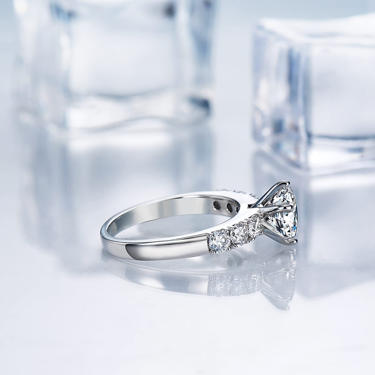 Atylyk Total 3.2cttw Center 2CT Moissanite Engagement Ring Wedding Promise Gold-plating Sterling Silver Rings for Women,Size 6.5