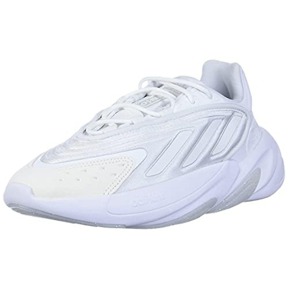 adidas Originals Women's Ozelia Sneaker, White, 9