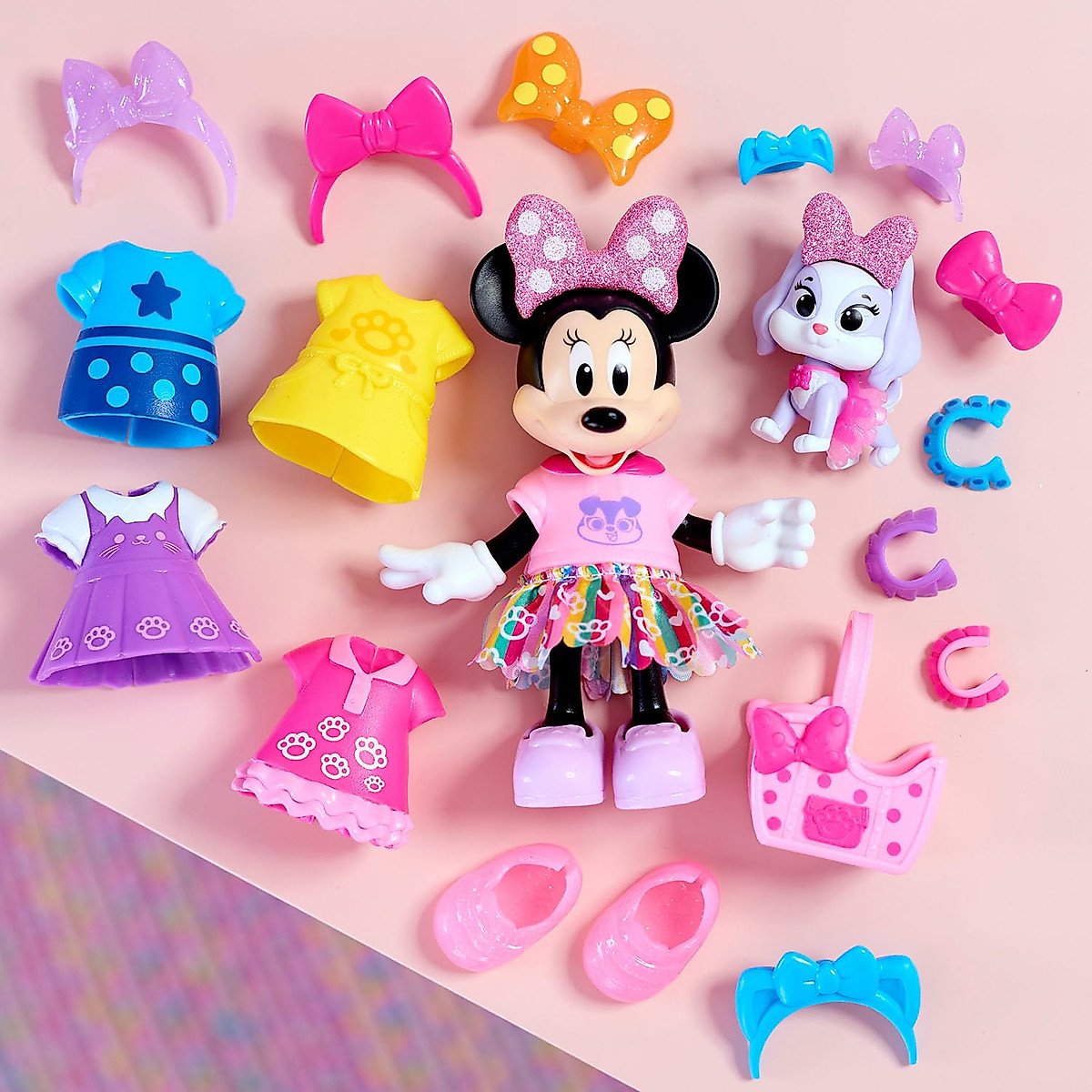 Just Play Disney Junior Minnie Mouse Glitter and Glam Pet Fashion Set, 23-piece Doll and Accessories, Officially Licensed Kids Toys for Ages 3 Up