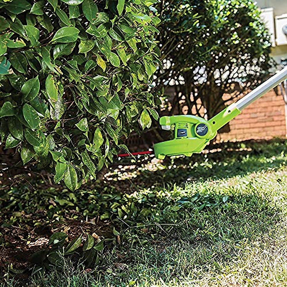 Greenworks 40V 8-inch Cordless Pole Saw with Hedge Trimmer Attachment 2.0Ah Battery and Charger Included, PSPH40B210