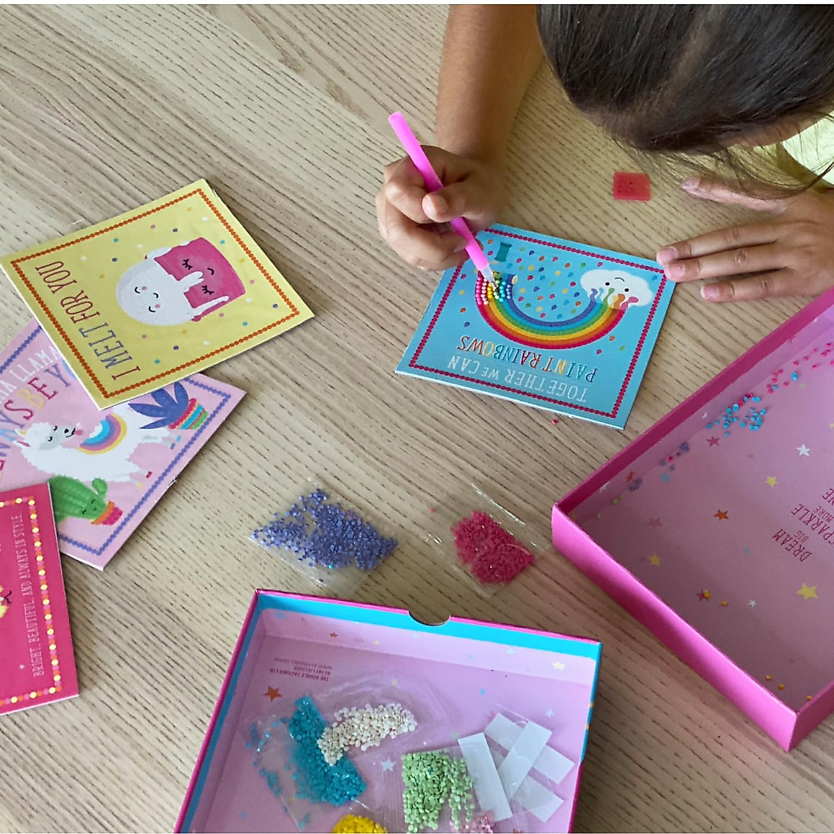 BOX CANDIY Totally Deco Llama Love String and Pom Pom Art Set in Keepsake Box to Make and Display