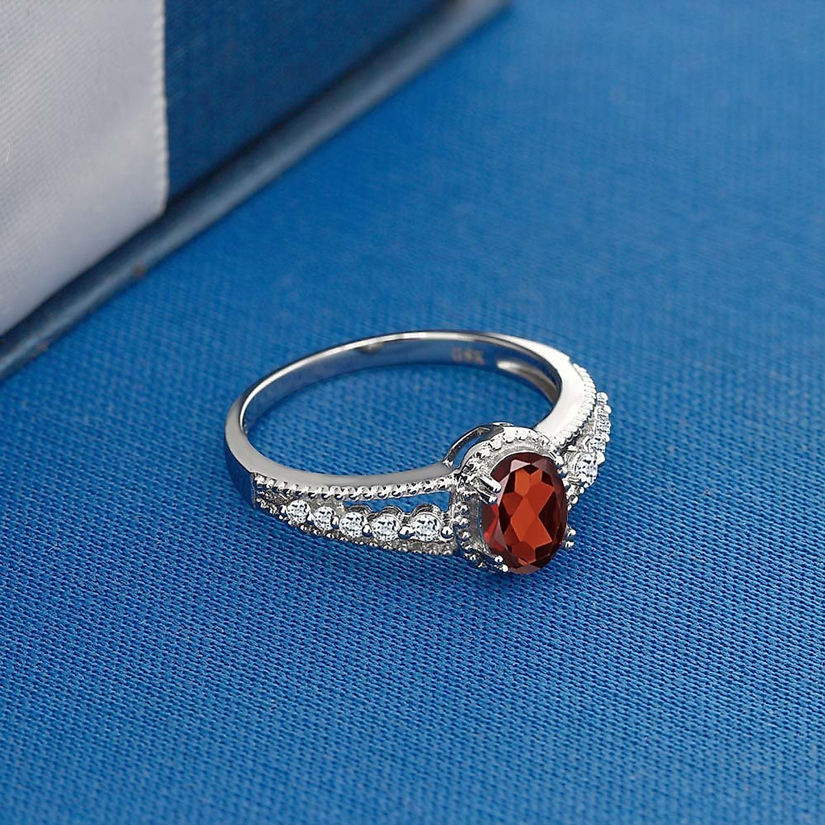 Gem Stone King 925 Sterling Silver Red Garnet and White Topaz Ring For Women (1.11 Cttw, Gemstone Birthstone, Available In Size 5, 6, 7, 8, 9)