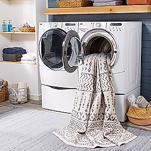 Art&Tuft Area Rug 5x7, Super Soft Ultra-Thin Moroccan Washable Rug, Anti-Slip Backing Rugs for Living Room, Foldable Geometric Machine Washable Area Rug(5'x7', Ivory)