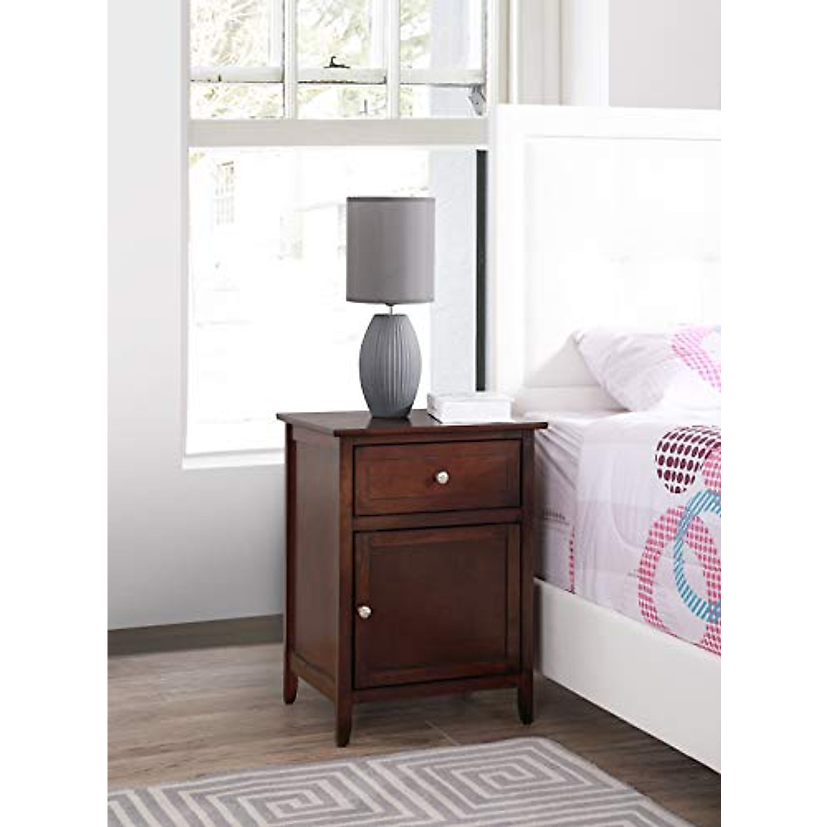 Glory Furniture 1 Drawer /1 Door Nightstand, Cappuccino