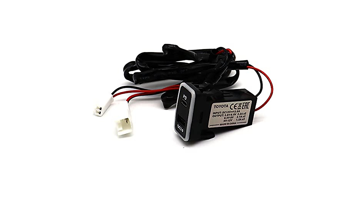 MOTONG USB Car Charger for Toyota Vigo | Rapid Charge & Safe Power