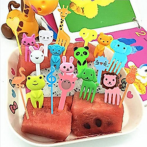 JYPLKCMT 80 Pcs Animal Food Picks for Kids, Fun Bento Food Picks, Cute Bento Picks for Kids Toddler, Reusable Cartoon Animal Fruit Kids Food Picks for Bento Box Toothpicks, Lunch Picks for Kids Bento