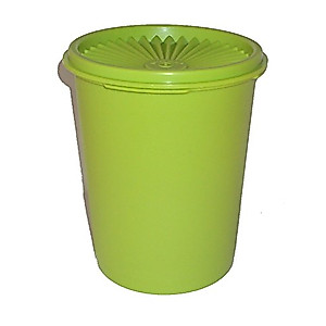 Tupperware 5 Cup Servalier Snack Canister Lime Green