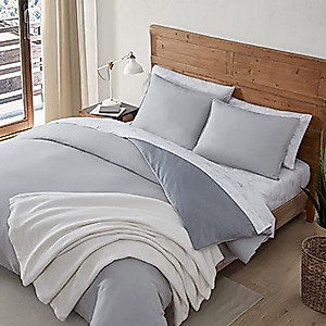 Eddie Bauer - Queen Duvet Cover Set, Reversible Bedding with Matching Shams, Stylish Home Decor for All Seasons (Herringbone Light Blue/Grey, Queen)