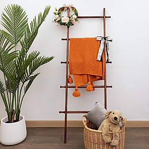 HYBDAMAI Blanket Ladder, 5-Tier Wooden Quilt Stand, Decorative Ladder Shelf, Farmhouse Ladder Blanket Holder, Wall Leaning Blanket Ladder Towel Storage Rack for Living Room, Brown