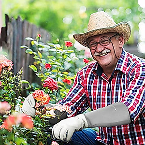 HANDLANDY Long Garden Gloves Thorn Proof for Women & Men, Rose Pruning Gauntlet Gloves, Best Protection Tool for Gardener (Green, Small)