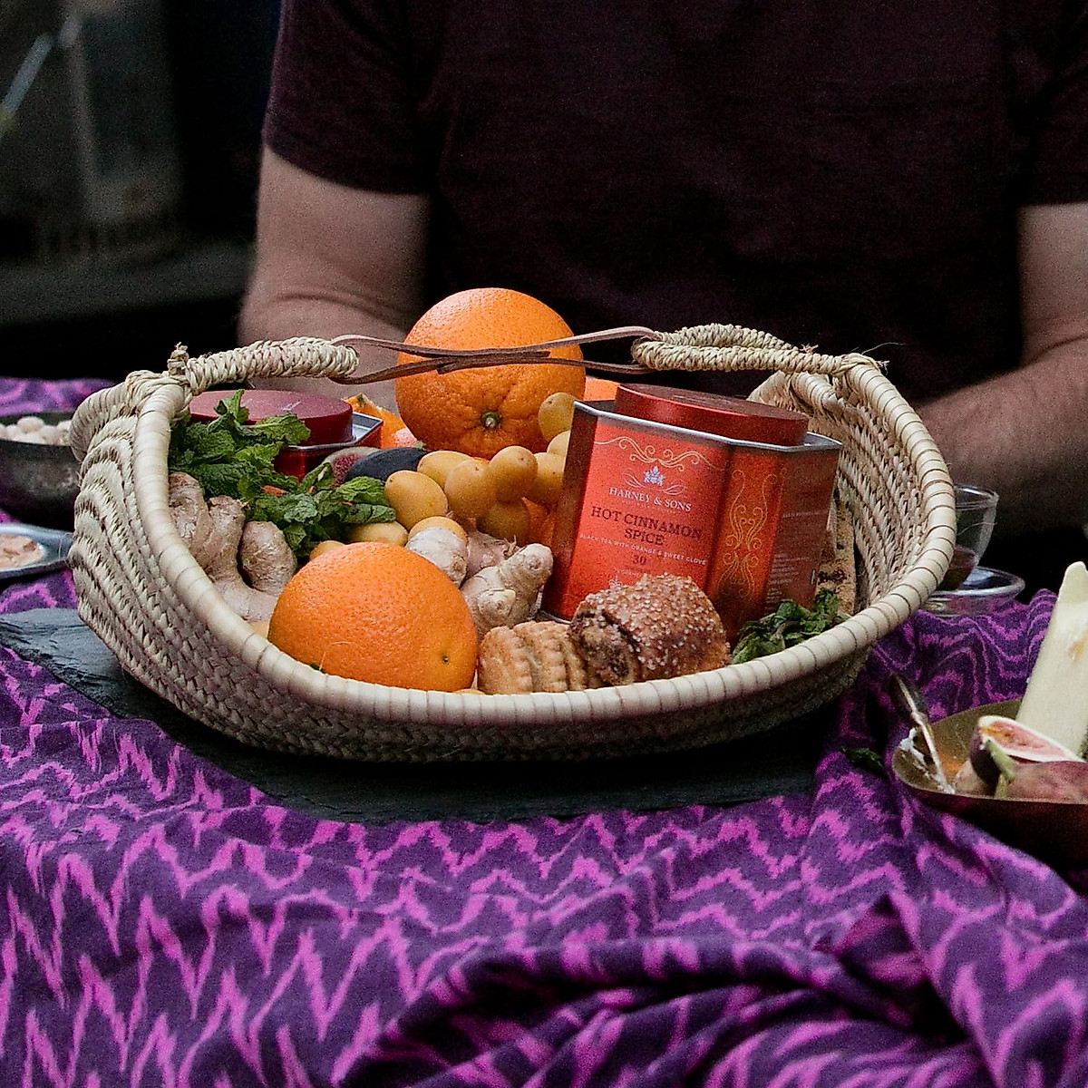 Harney & Sons Hot Cinnamon Spice Tea Tin - Black Tea with Orange & Sweet Clove - 2.67 Ounces, 30 Sachets