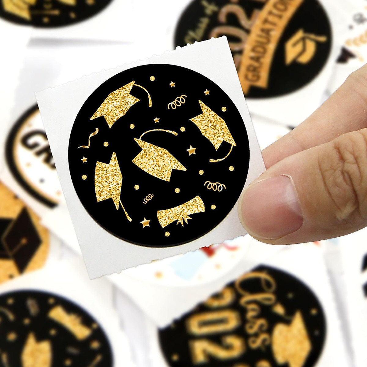 Graduation Stickers Class of 2025 500Pcs Perforated Roll Sticker Congrats Graduation Labels Grad Party Supply 1.5 Inch