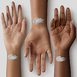 ETUDE Sebum Soak Pact | Facial Oil Control and Soft Skin with this Mineral Powder that Absorbs Sebum for a Matte Face | K-beauty