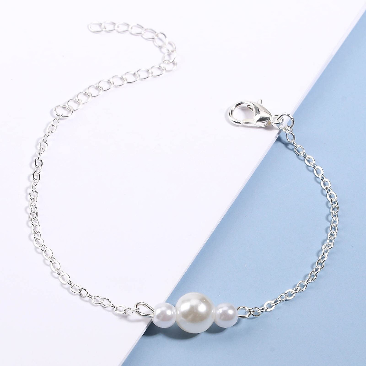 Yheakne Boho Pearl Bracelet Silver Three Pearl Chain Bracelet Freshwater Pearl Bracelet Everyday Bracelet Minimalist Hand Chain Jewelry for Women and Girls Bridesmaid Gifts