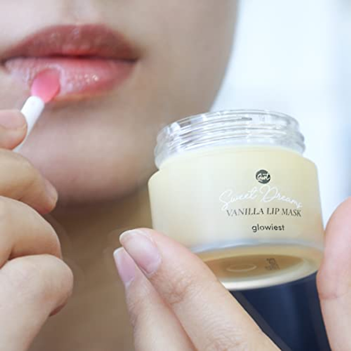 [glowiest] Sweet Dreams Lip Mask: Nourishing, Plumping and Hydrating lip balm | Vegan Lip Sleeping Mask | Hyaluronic Acids + Vitamin C + Shea Butter + Antioxidants | Vanilla - 0.7 oz.